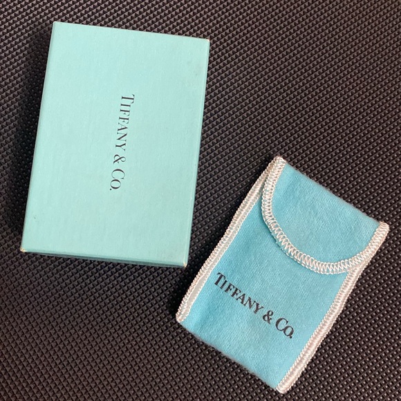 Tiffany & Co. | Jewelry | Vintage Tiffany Co Empty Packaging Blue Gift ...
